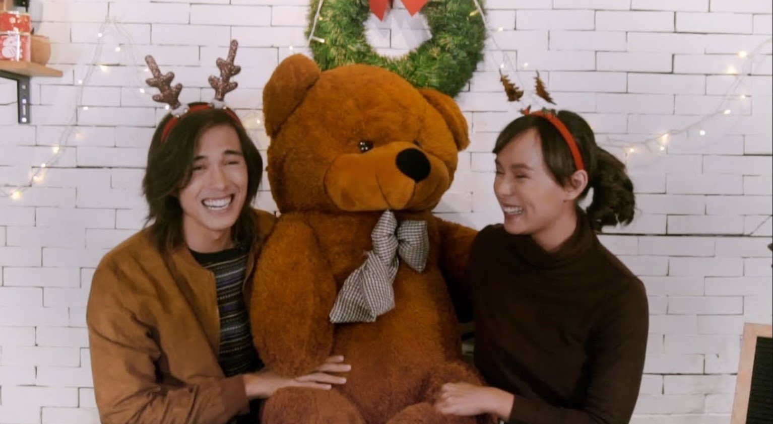 How to Wrap a Stuffed Animal for a Delightful Surprise - NewFound Times