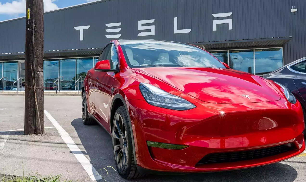 Tesla Data Breach Exposed Personal Information of Thousands of Peopl