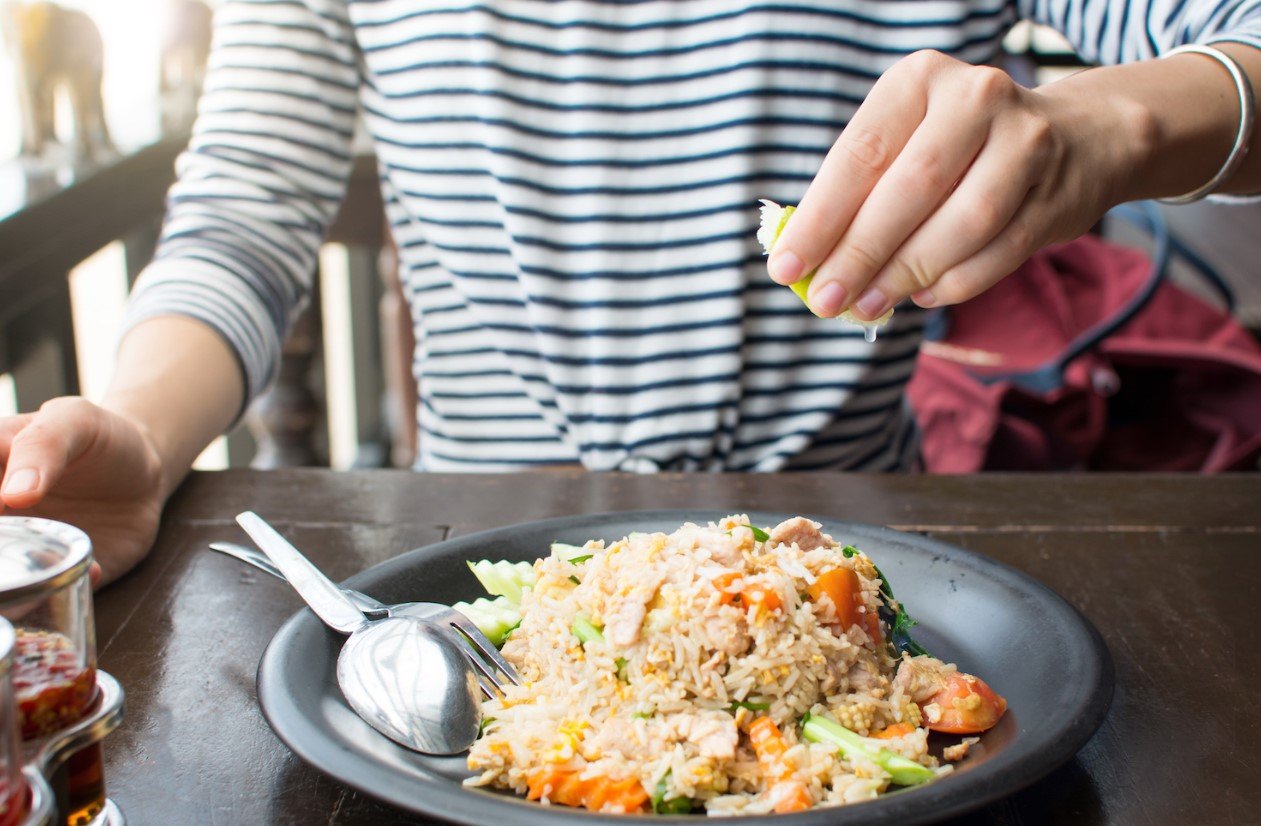 Rice contaminated with Bacillus cereus causes food poisoning at steak house