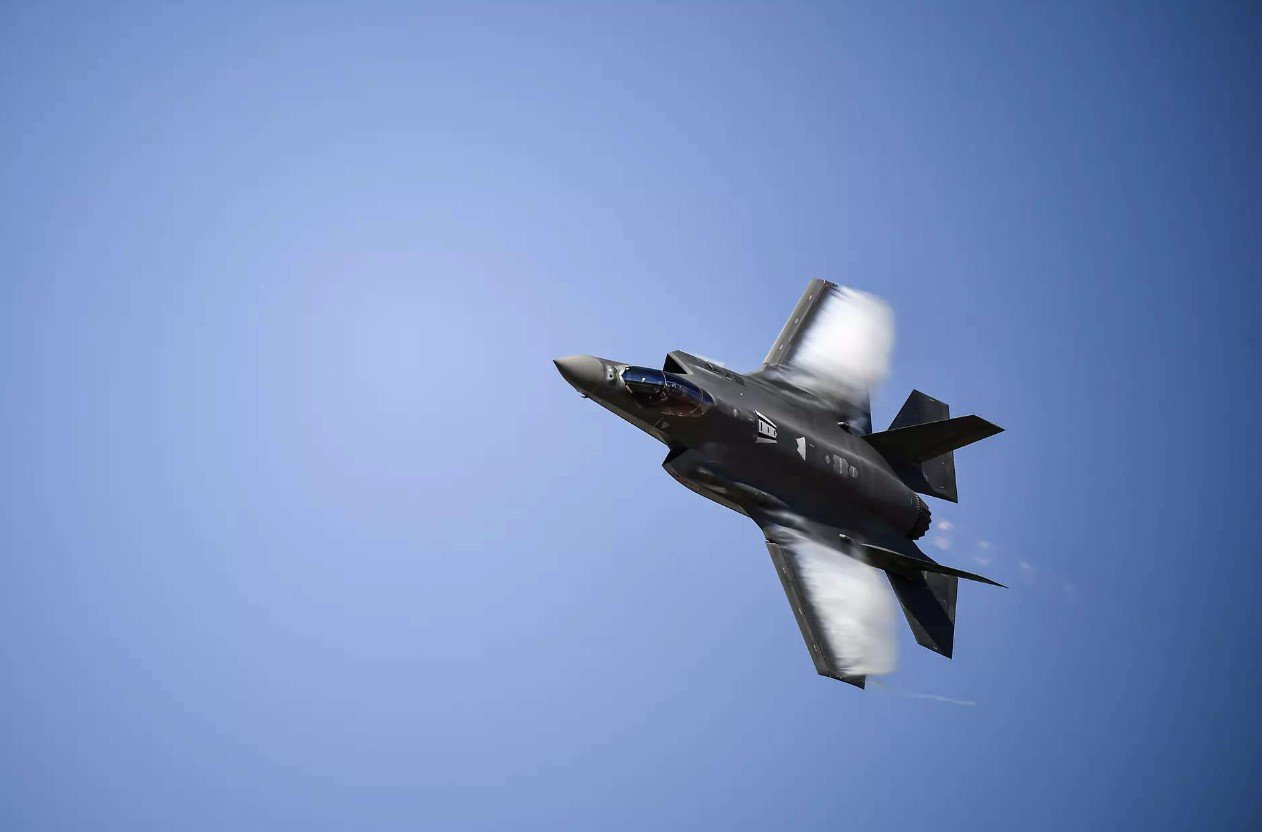 US military seeks public help to locate missing F-35 jet after crash in ...